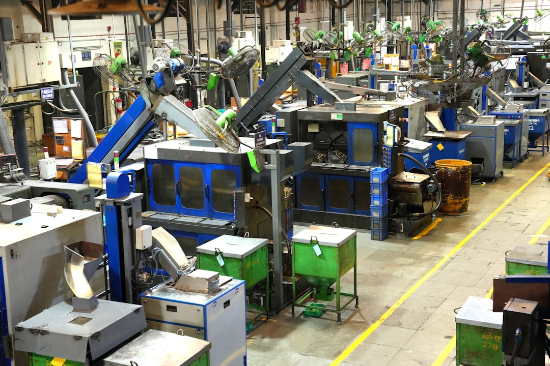 Avoid and Reduce Machine Downtime with Smart AI-Driven Maintenance ...