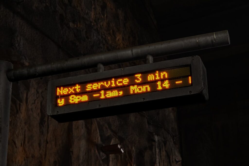 Real-Time Service Optimization with AI-Driven Predictive Maintenance - IMaintain